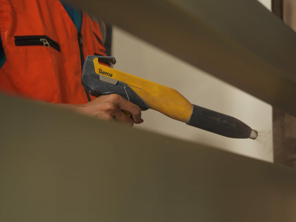 LUXURIUM WEB - OUR FACILITIES POWDER COATING - LMA Metal - Langgeng ...